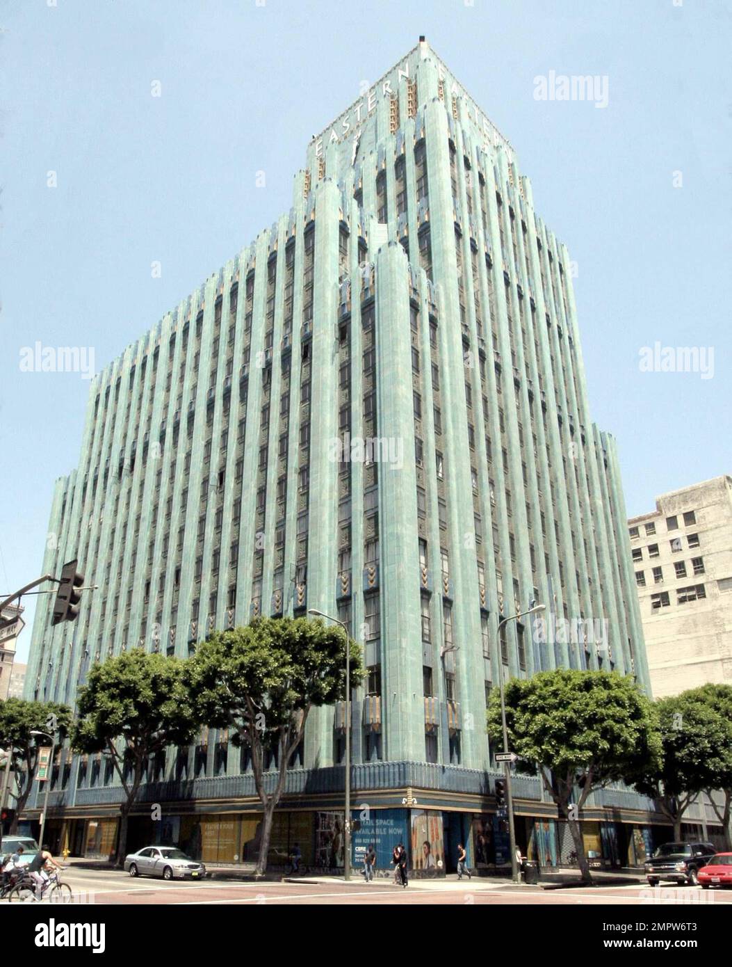 Exclusive!! Johnny Depp has reportedly paid $2,000,000 for a penthouse ...