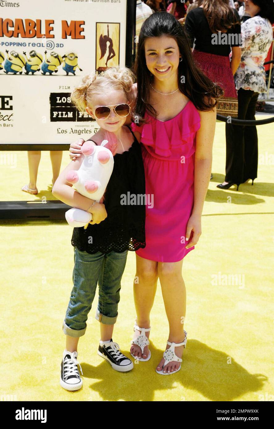 Miranda Cosgrove Dana Gaier And Elsie Fisher