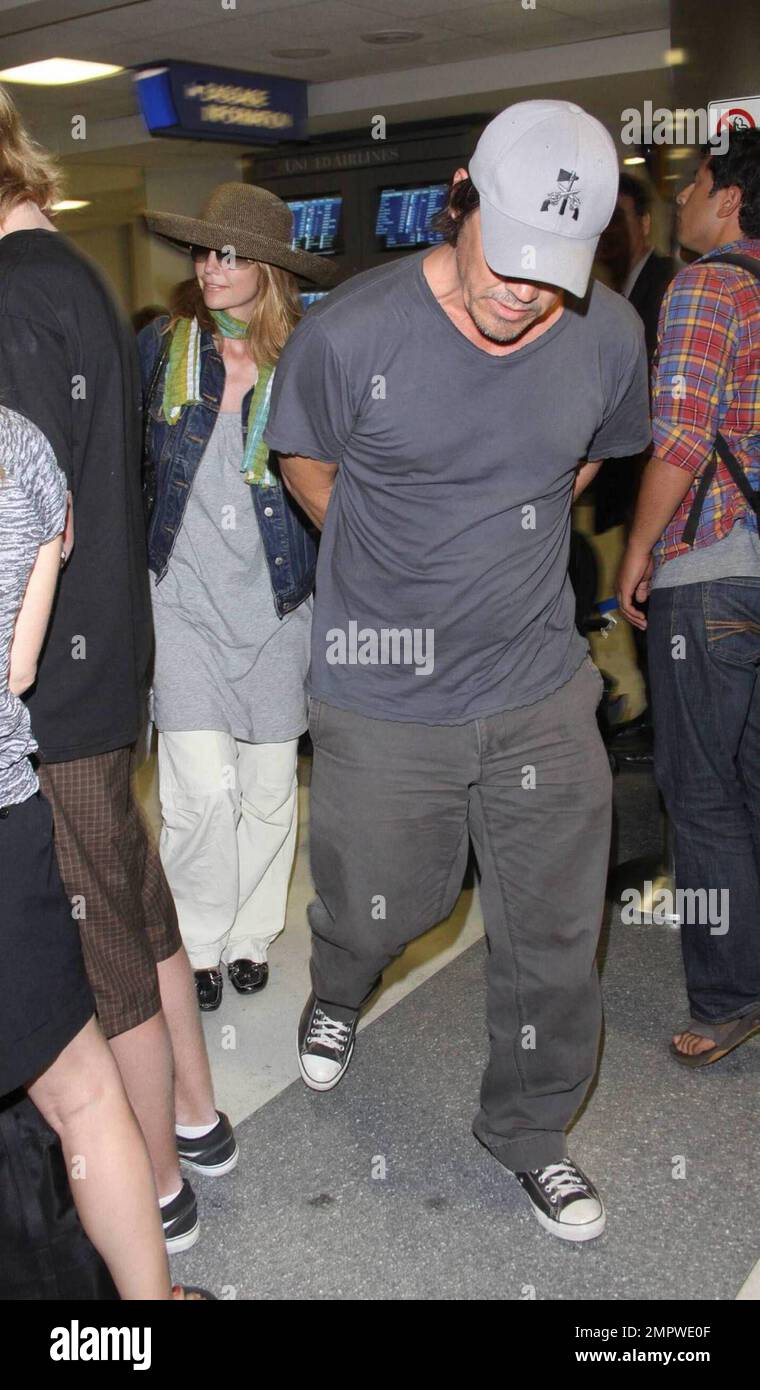 Two months after reports that Josh Brolin was caught cheating on wife ...