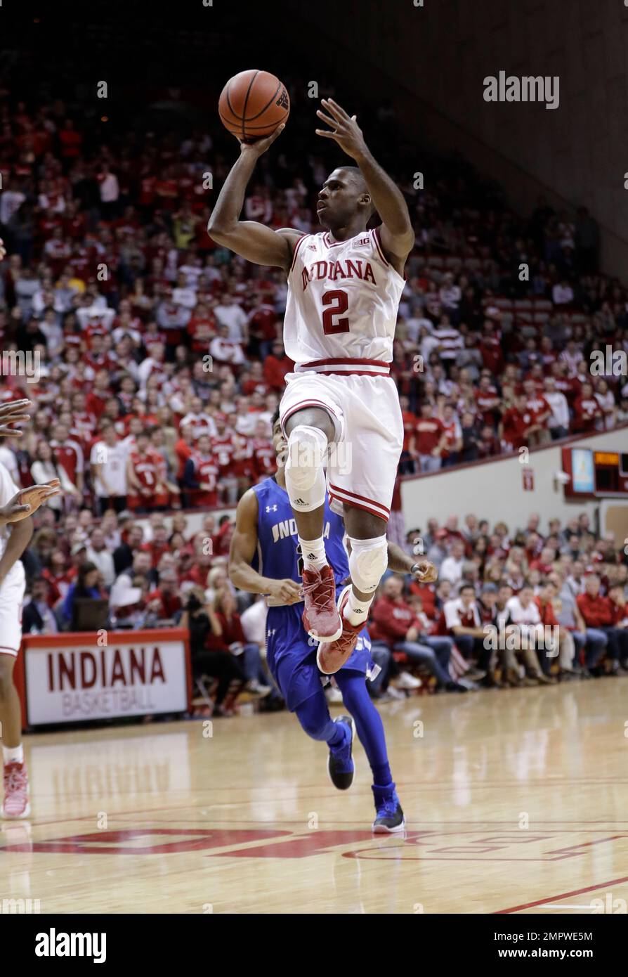 Indiana's Josh Newkirk (2) puts up a shot during the second half of an ...