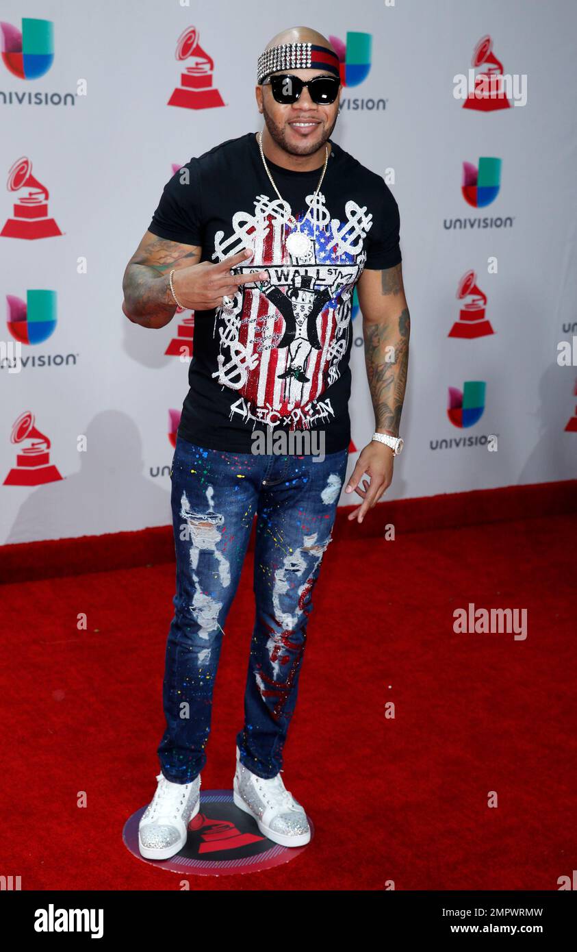 Flo Rida arrives at the 18th annual Latin Grammy Awards at the MGM ...
