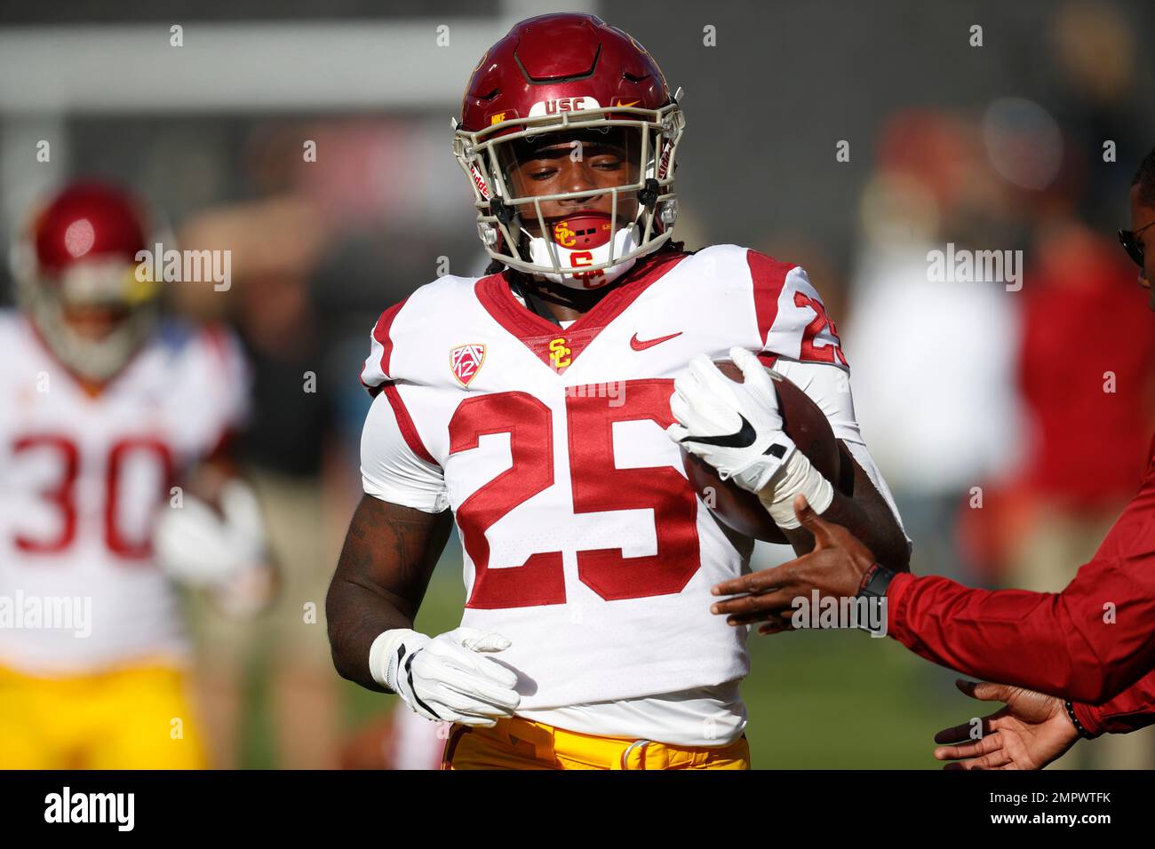 USC Trojans running back Ronald Jones II (25) in the first half of an ...