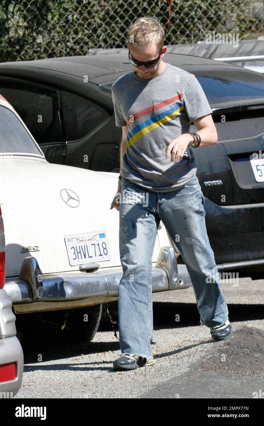 Even the stars have bad days. "Lost" star Dominic Monaghan looks as ...