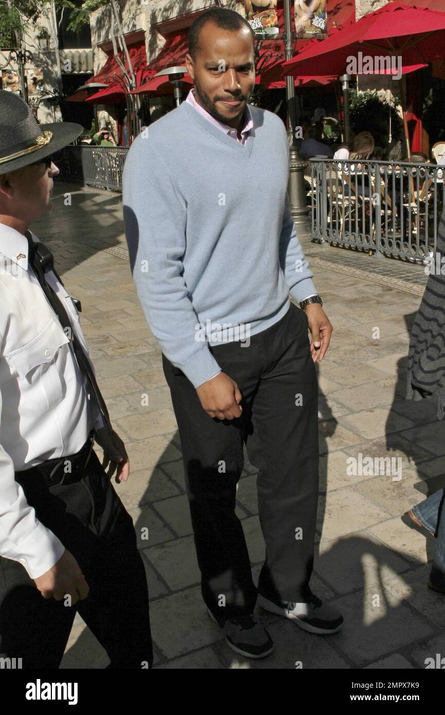 Actor Donald Faison does a small dance for photographers at the Grove ...