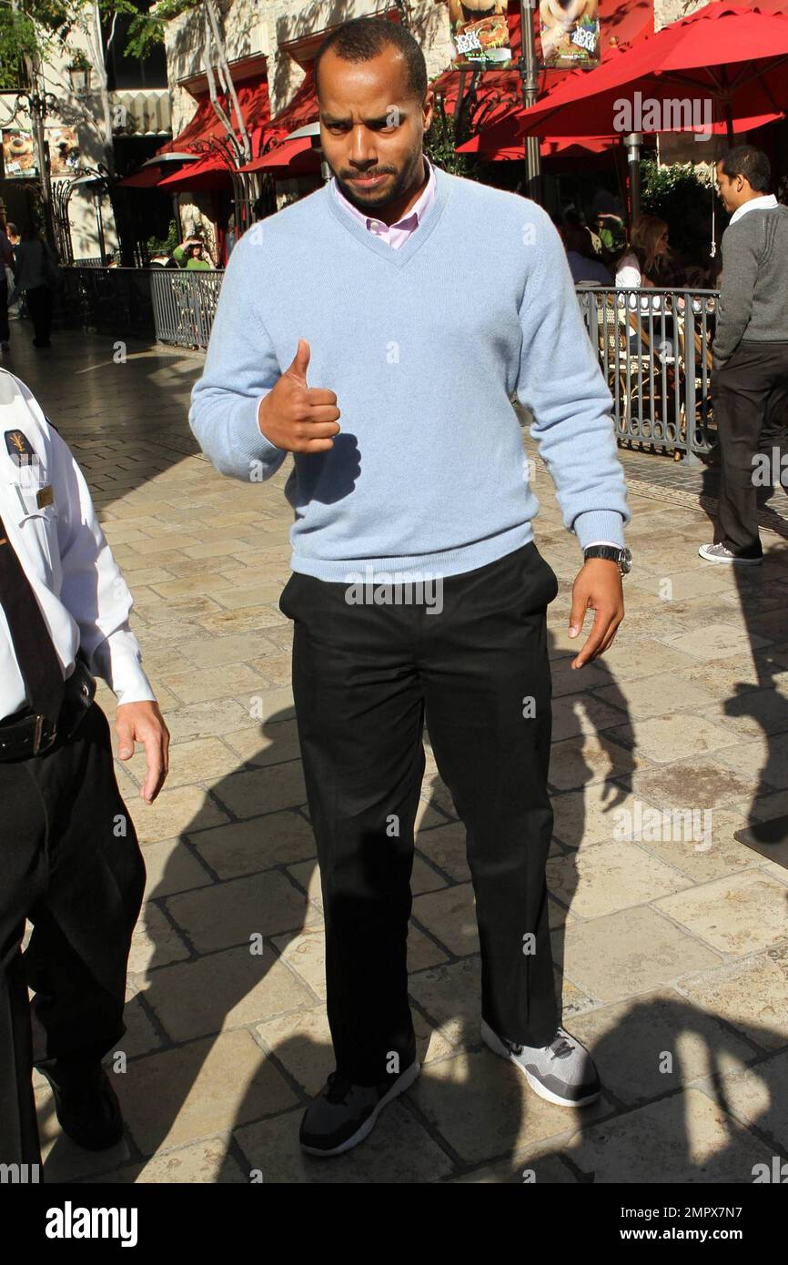 Actor Donald Faison does a small dance for photographers at the Grove ...