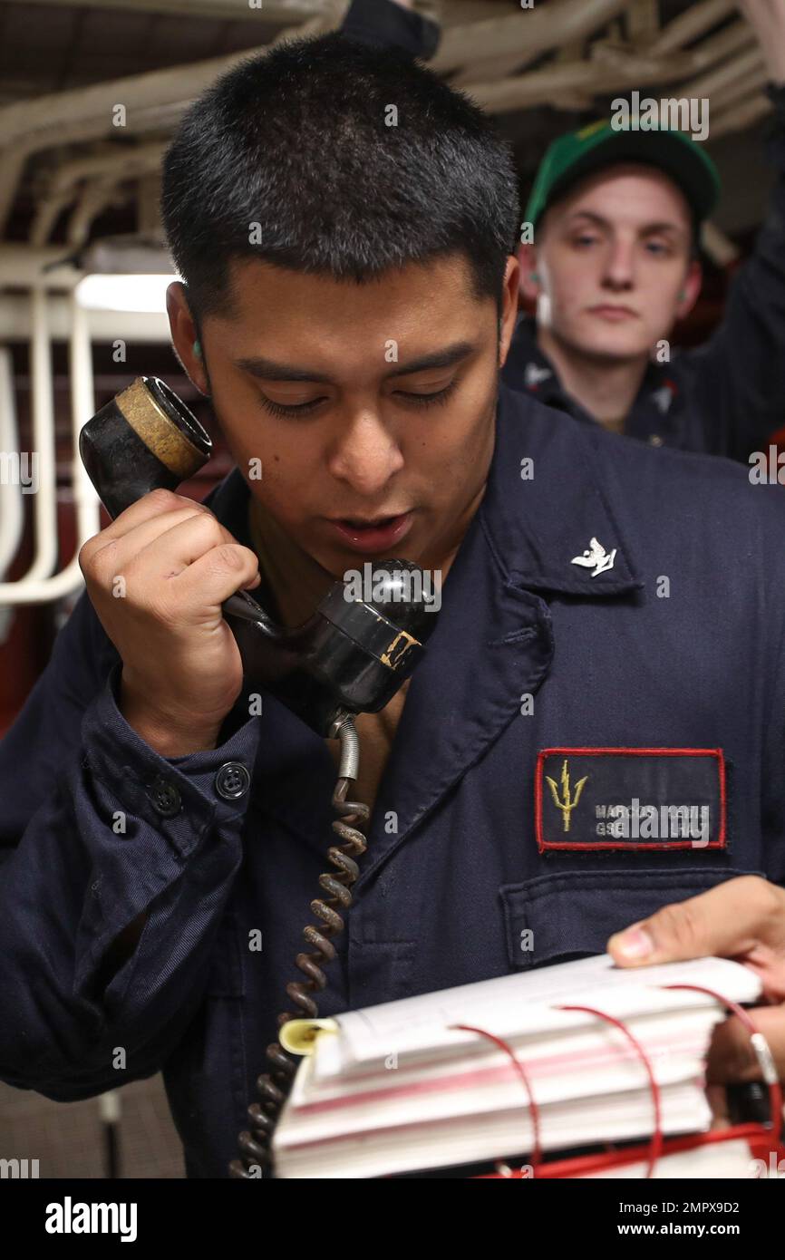 221122-N-IL330-1026 PACIFIC OCEAN (Nov. 22, 2022) – Gas Turbine Systems ...