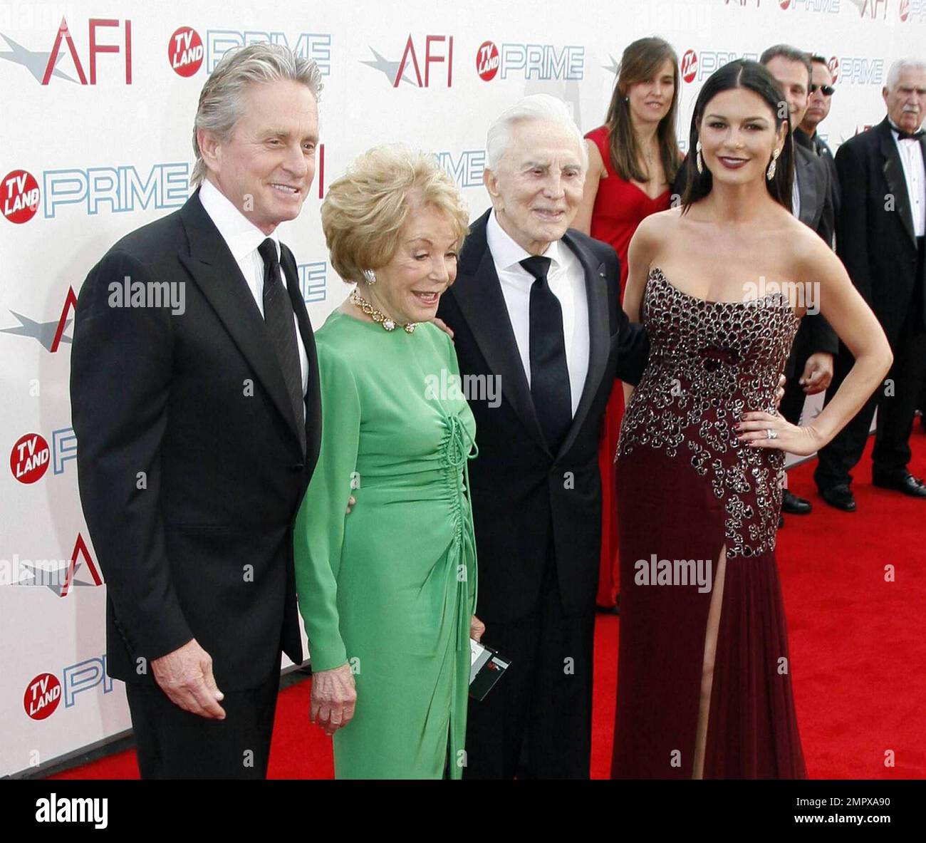 Michael Douglas, Kirk Douglas, Anne Buydens, and Catherine Zeta-Jones ...