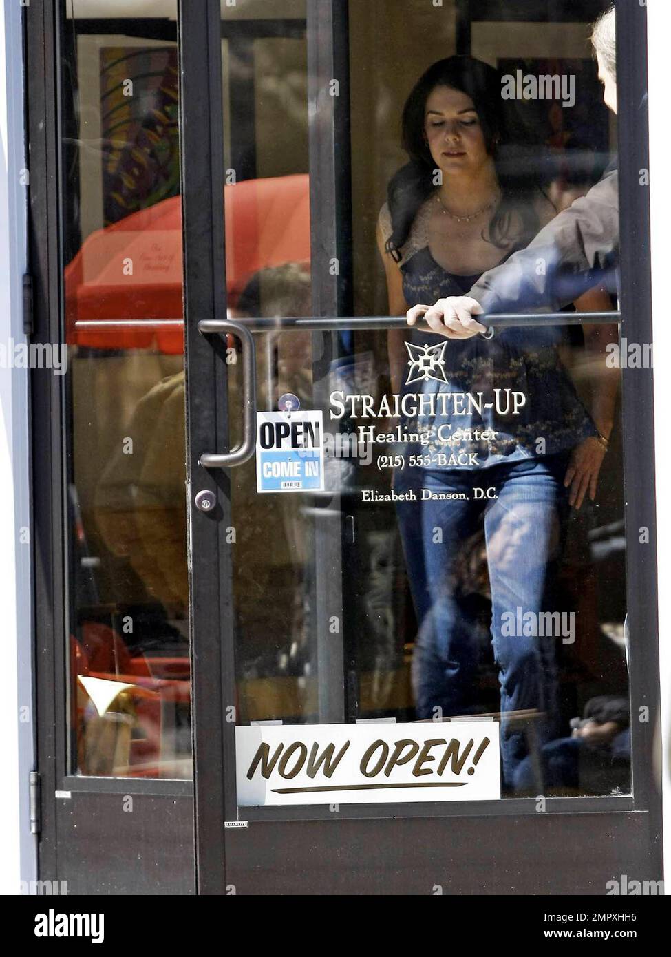 Lauren graham on film set hi-res stock photography and images - Alamy