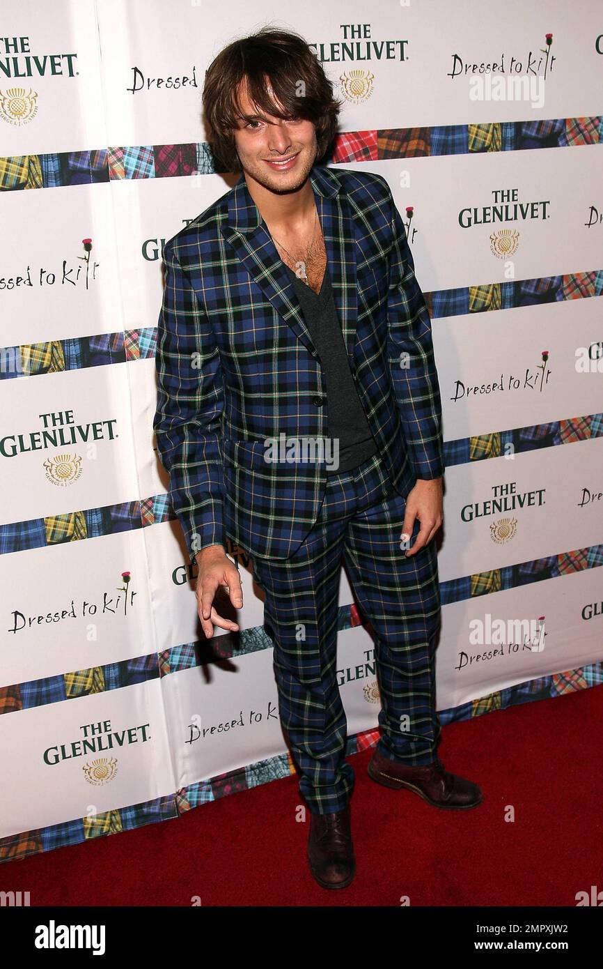 Singer Paolo Nutini poses for photographers at the 9th Annual 'Dressed ...