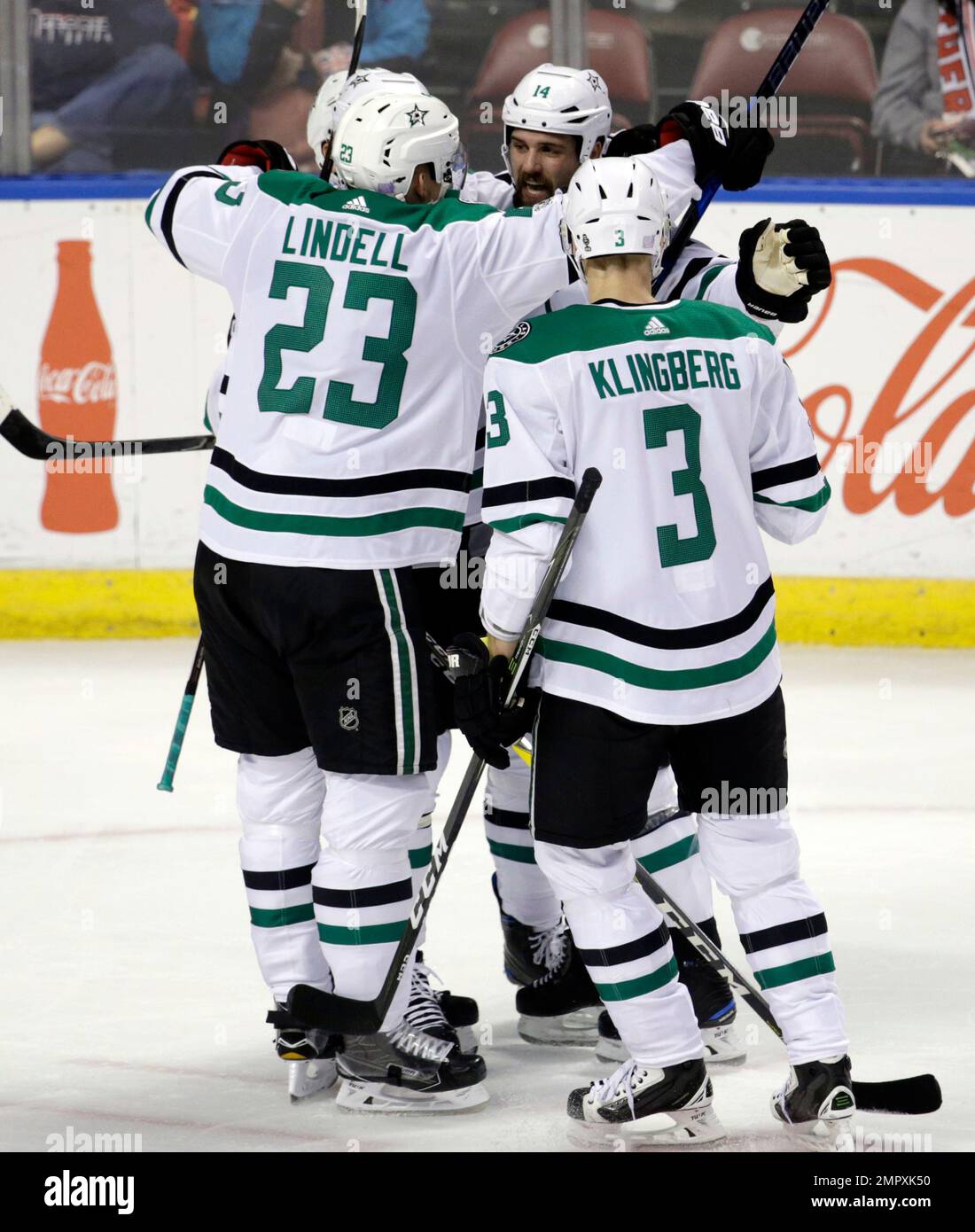 Dallas Stars' Jamie Benn, center, celebrates with Esa Lindell (23 ...