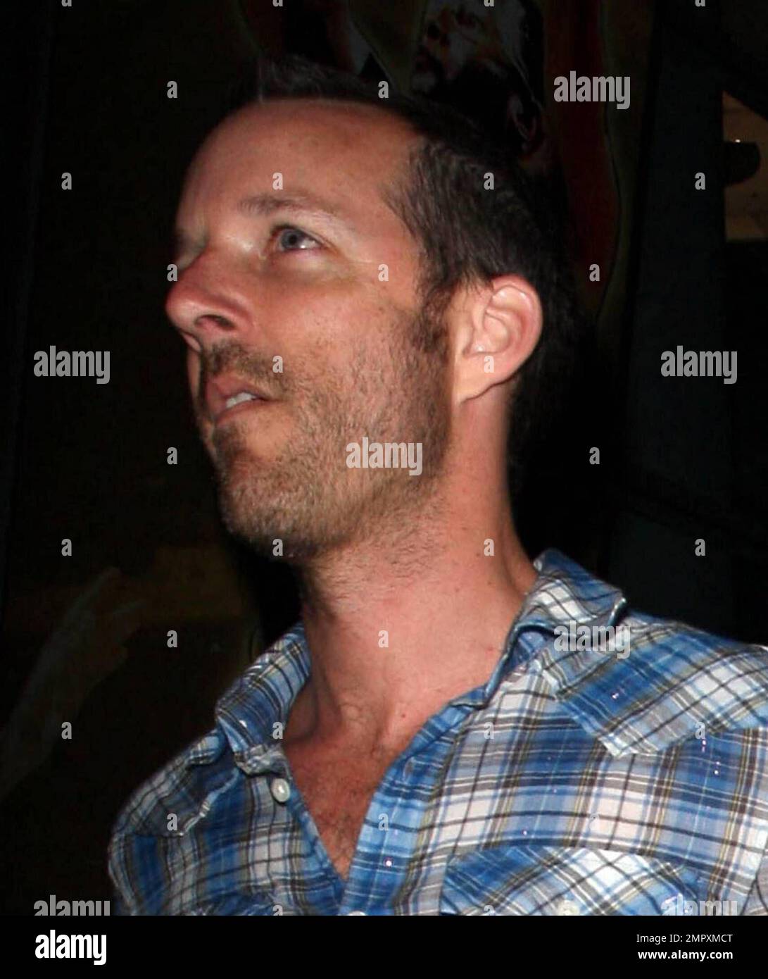 Drew Barrymore and a mystery man hold hands on the way into see a ...