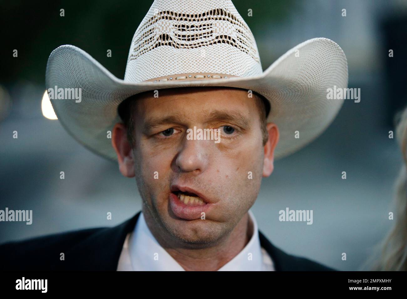 Ryan Bundy leaves federal court, Tuesday, Nov. 14, 2017, in Las Vegas ...