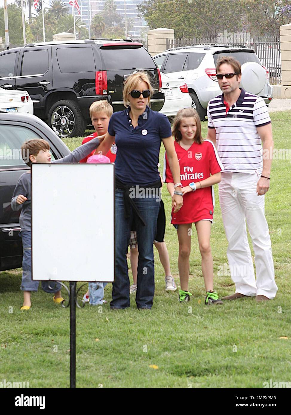 Actor couple David Duchovny and T a Leoni bring their kids, daughter ...