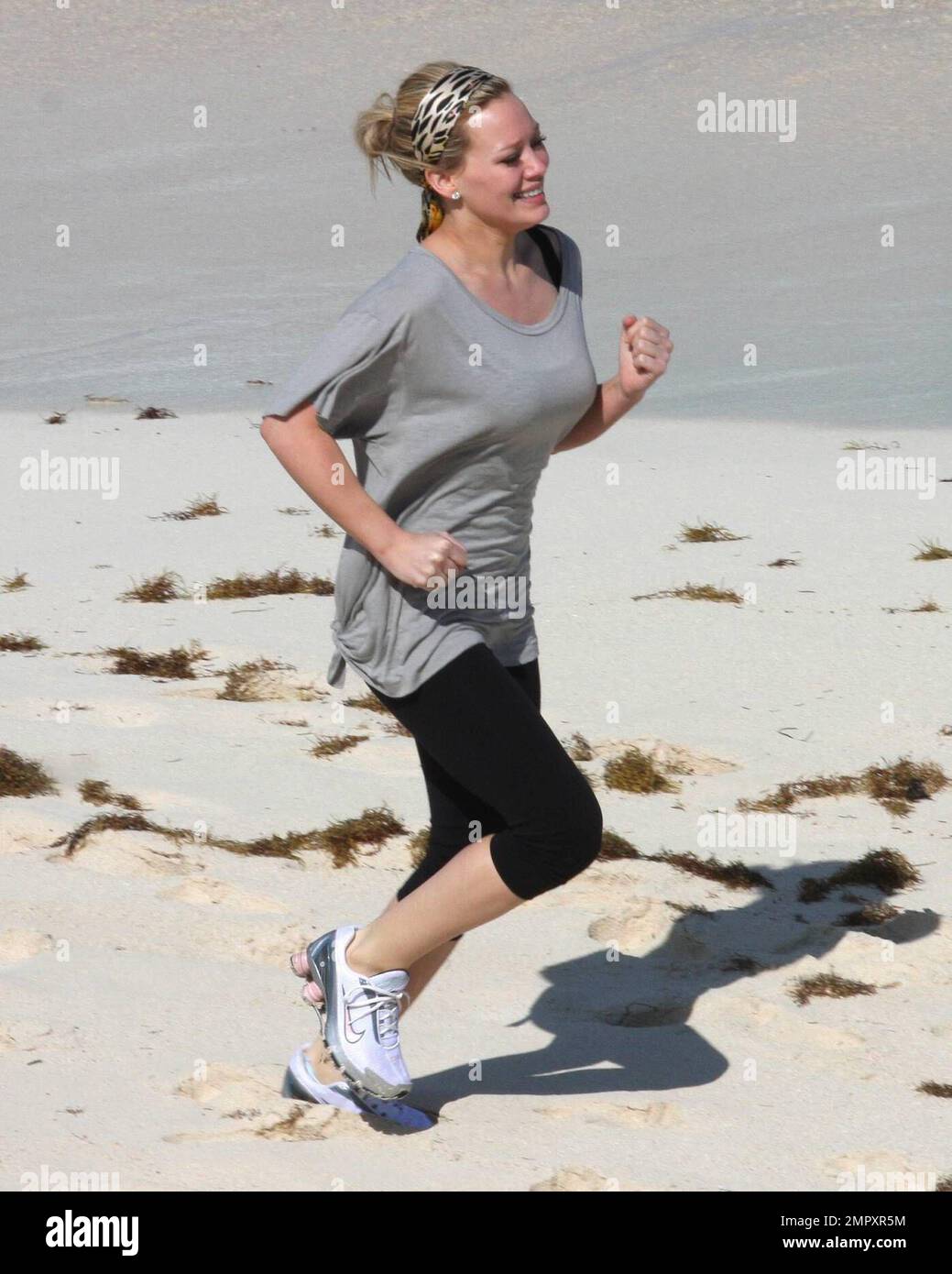 Exclusive!! Hilary Duff and her boyfriend Mike Comrie may be on holiday ...