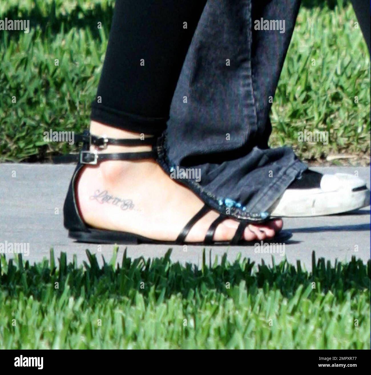 Exclusive!! Actress and Singer Hilary Duff and her hockey player ...