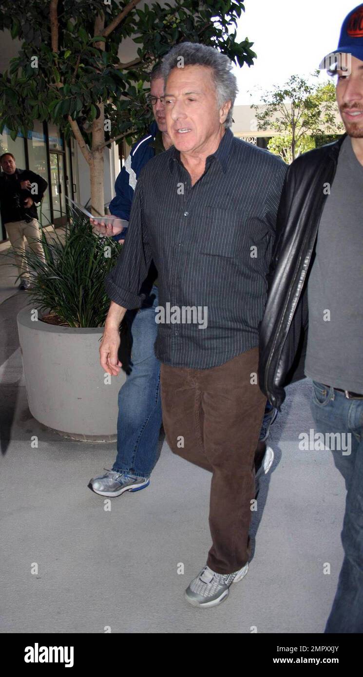 Dustin Hoffman and his son Jake enjoyed lunch at the Newsroom Cafe this ...