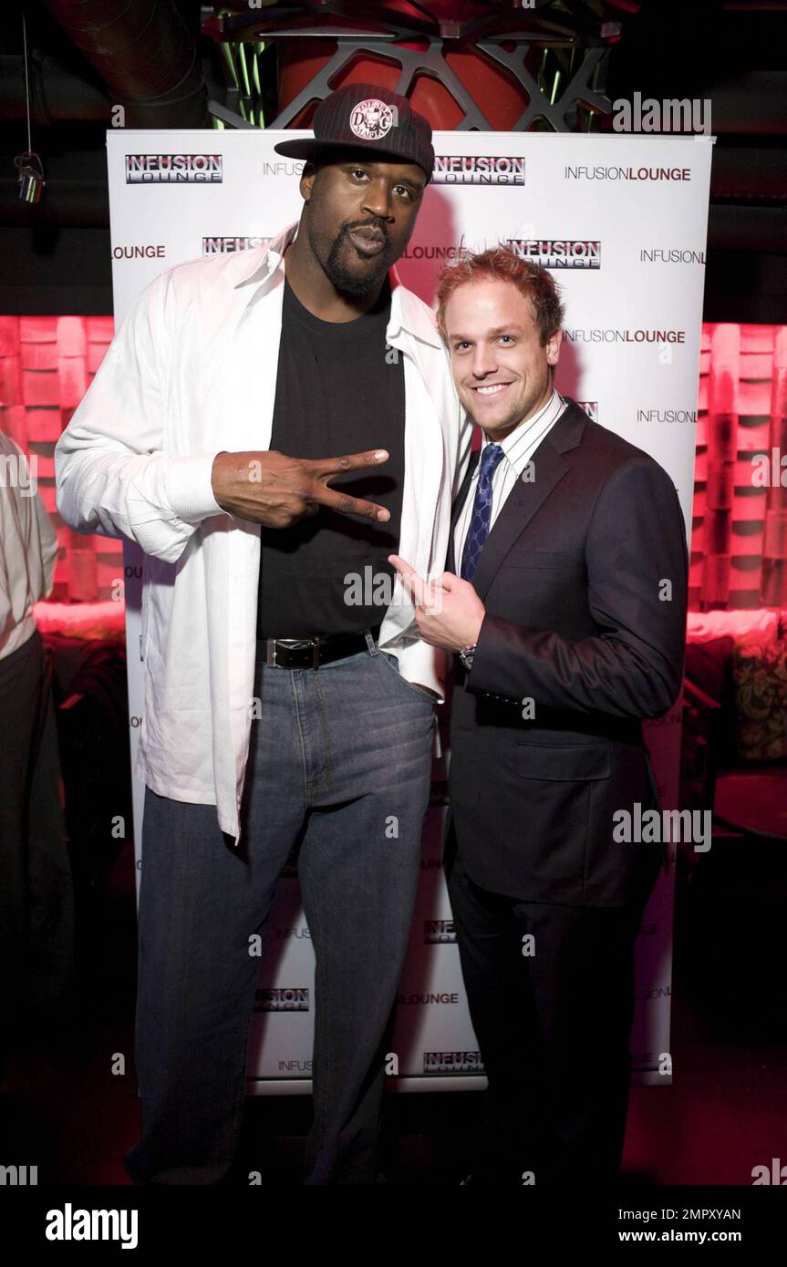 Basketball player Shaquille O'Neal and Ford Model Scott Z Caroen ...