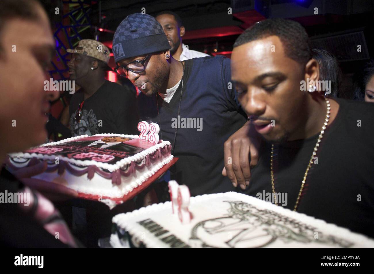 Basketball player Dwyane Wade celebrates at his 28th birthday party at ...