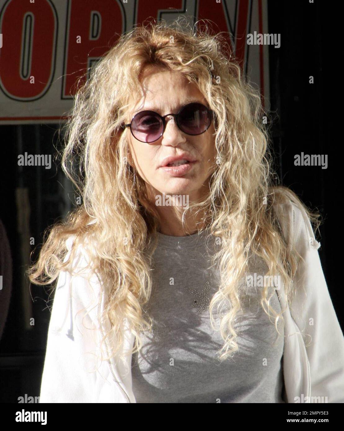 Exclusive!! Dyan Cannon still looks hot at 70! The actress took her ...