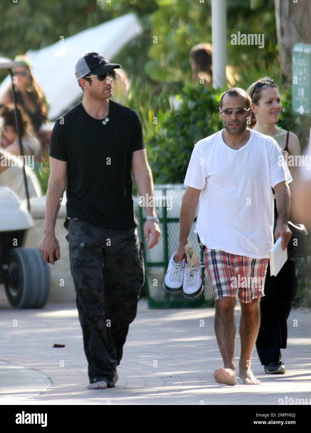 Exclusive!! Barefoot Dylan McDermott spends a day on Miami Beach with ...