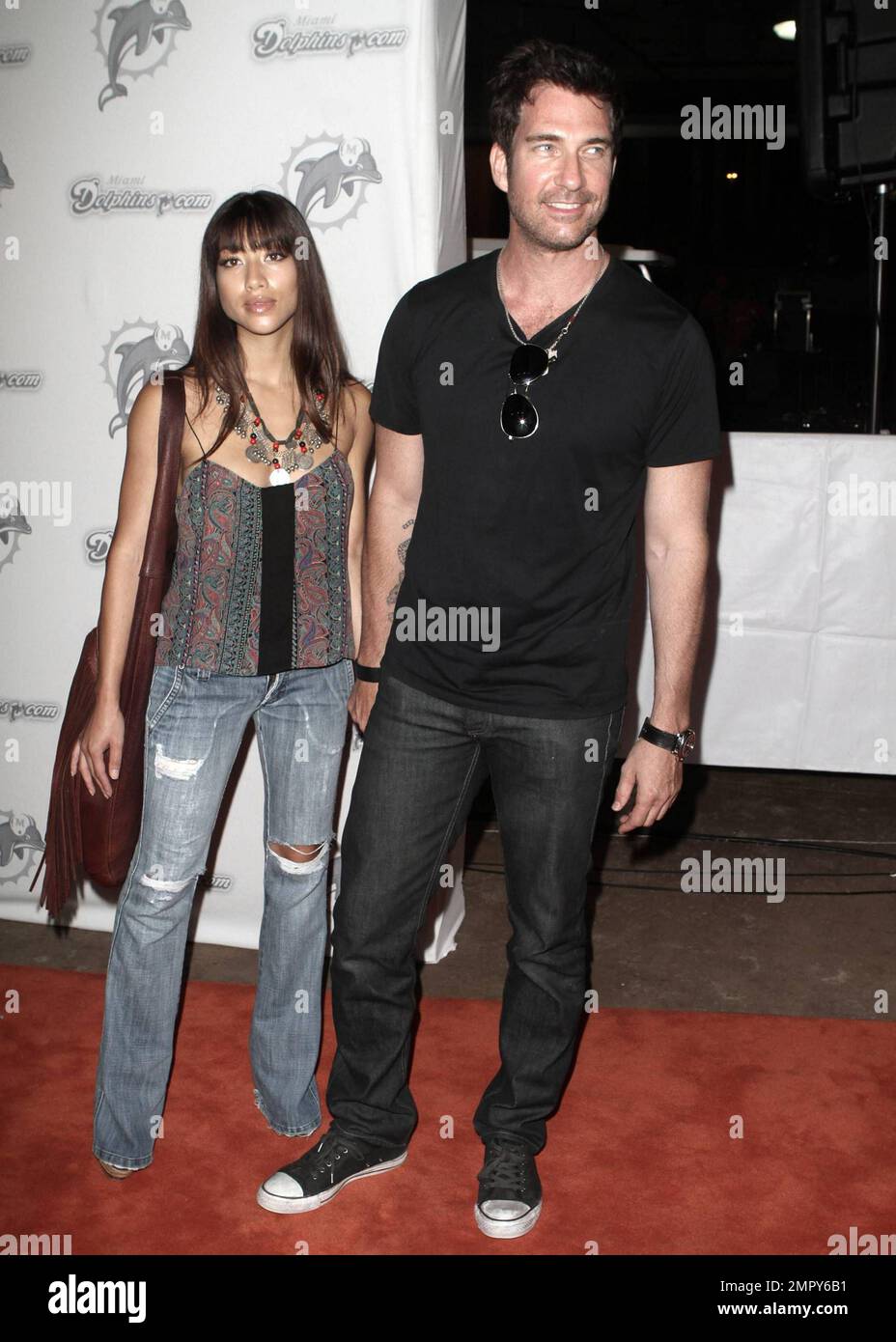 Dylan Mcdermott And Girlfriend