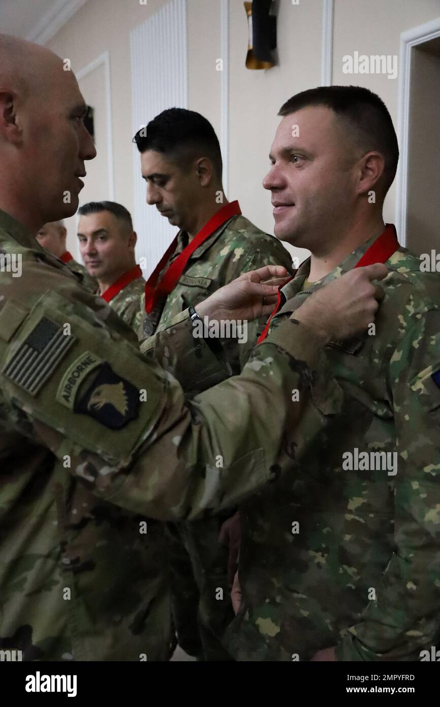 Lt. Col. Bryan Fanning, 1st Battalion, 320th Field Artillery Regiment ...