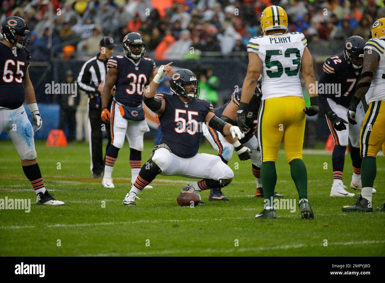 Chicago Bears center Hroniss Grasu (55) during the first half of an NFL ...