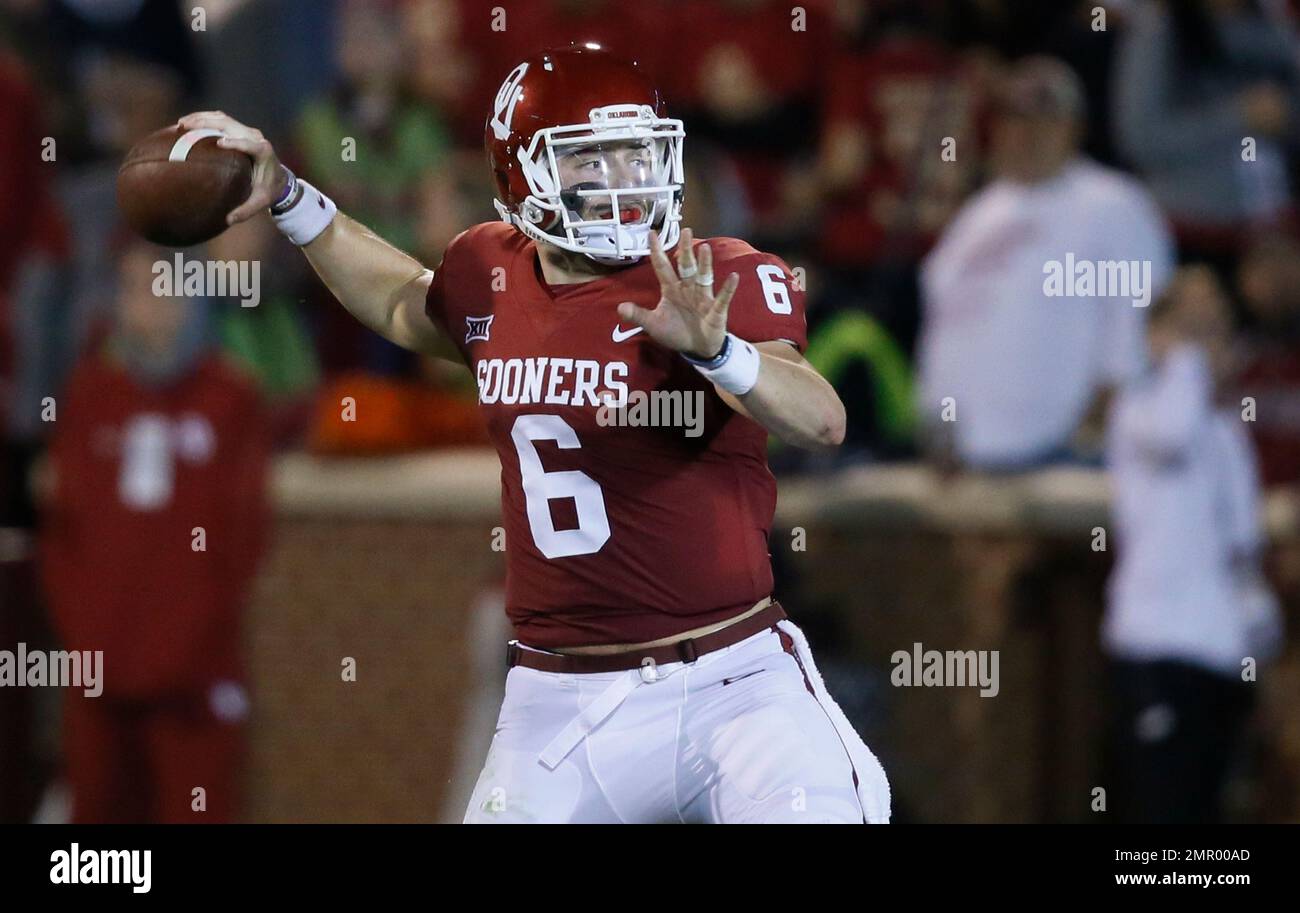 Oklahoma quarterback Baker Mayfield (6) throws in the second quarter of an NCAA college football ...