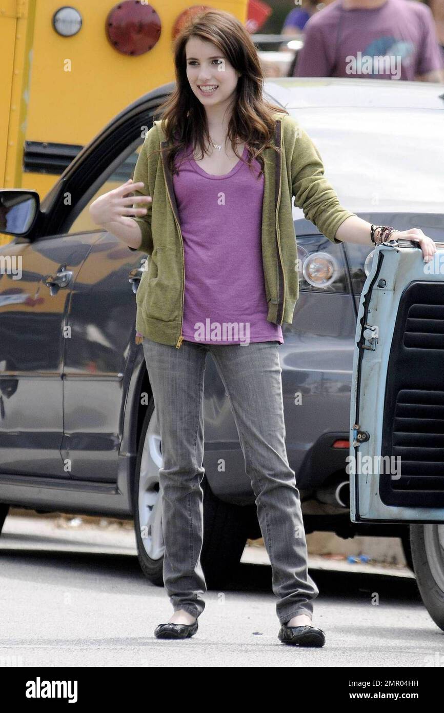 - Emma Roberts shoots scenes on the LA set of her new movie "Valentines ...