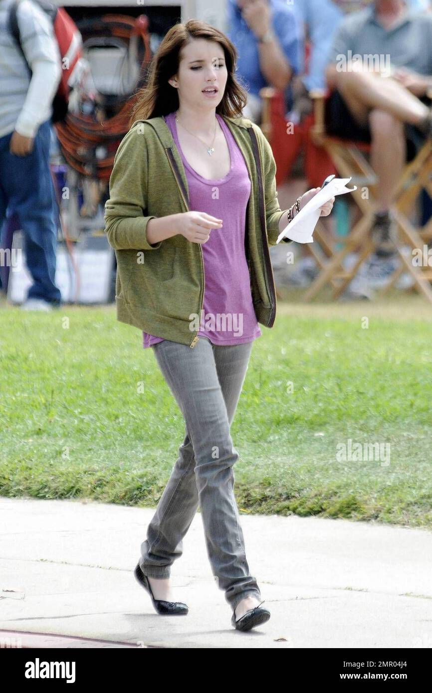 Emma Roberts shoots scenes on the LA set of her new movie "Valentines ...