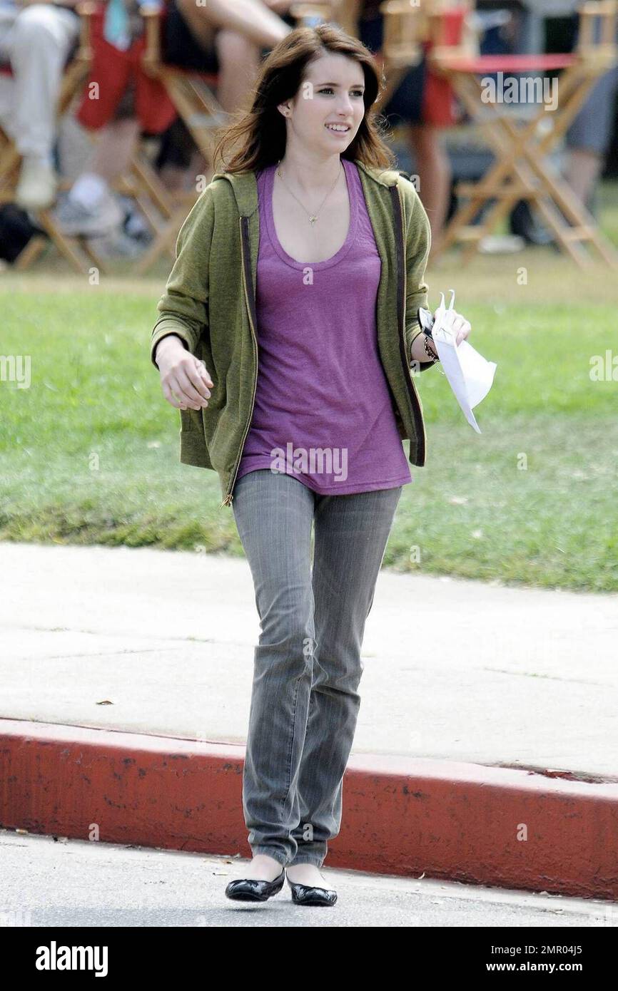 Emma Roberts shoots scenes on the LA set of her new movie "Valentines ...