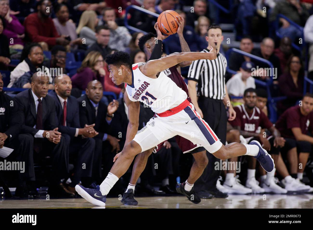 Gonzaga forward Rui Hachimura (21) runs by Texas Southern guard Donte ...