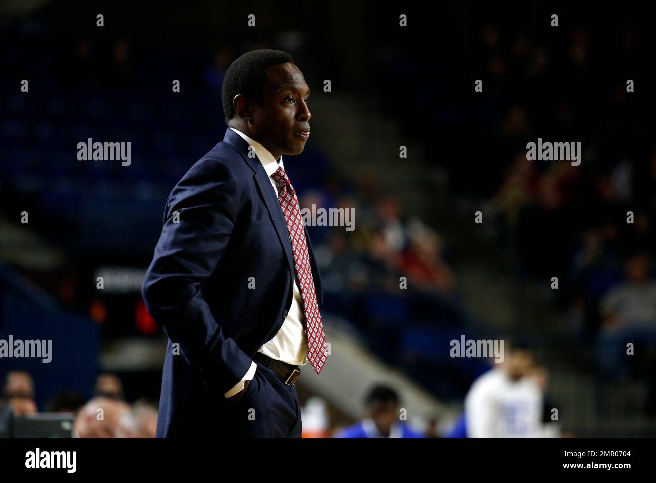 Alabama head coach Avery Johnson stands on the court during an NCAA ...