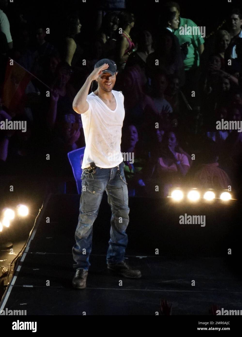 EXCLUSIVE!! Enrique Iglesias performs live at American Airlines Arena ...