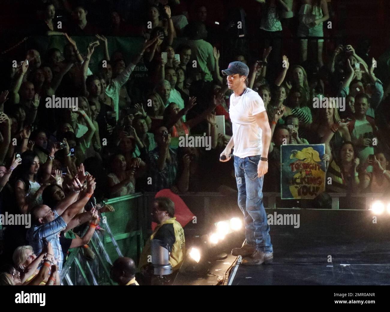 EXCLUSIVE!! Enrique Iglesias performs live at American Airlines Arena ...