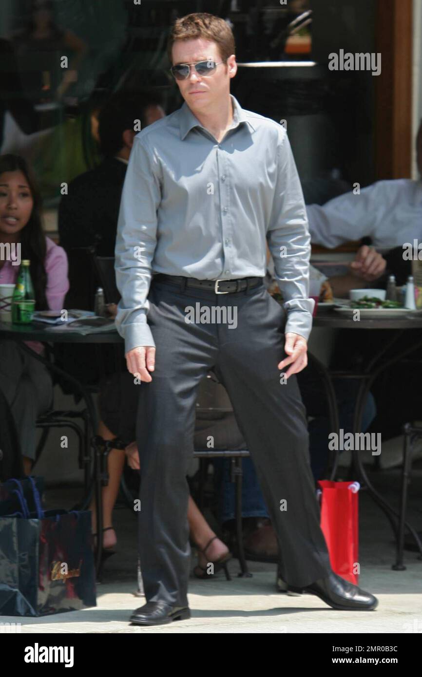 Kevin Connolley get ready for a scene on the set on Entourage in West ...