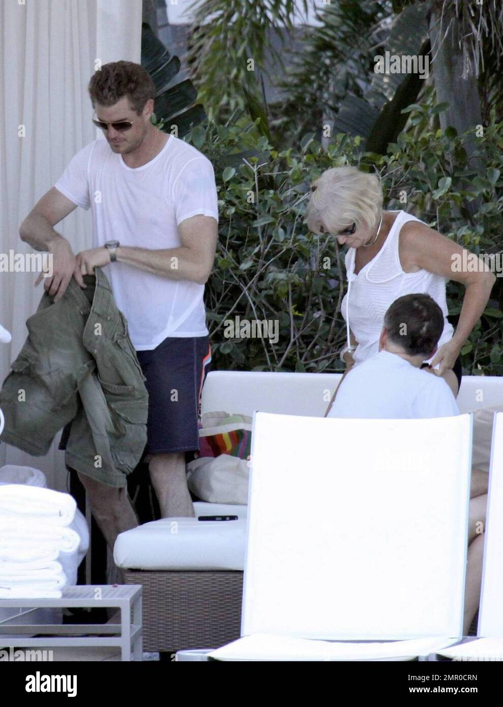 Eric Dane celebrates Mother's Day early, spending time with his mom ...