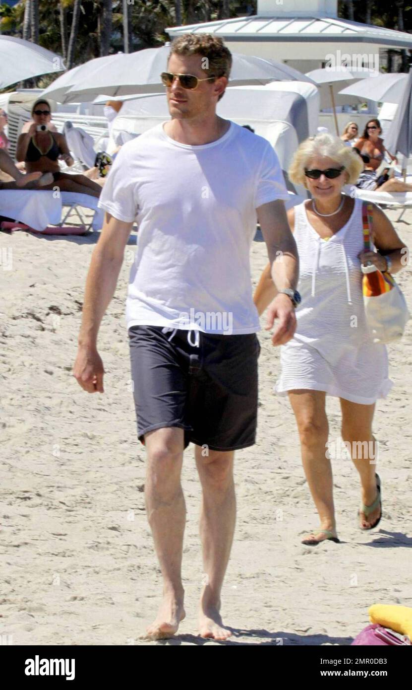 Actor Eric Dane takes a break from the steamy weather in South Florida ...