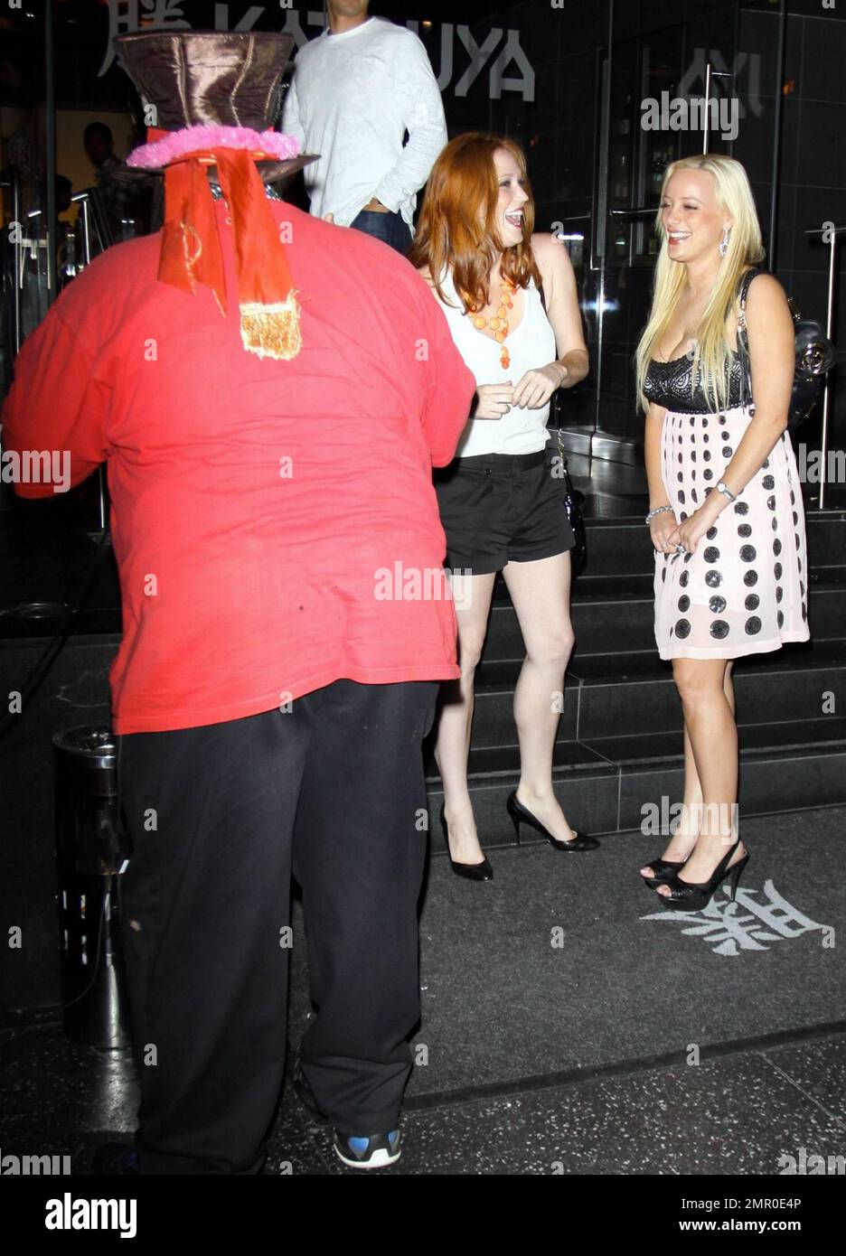 EXCLUSIVE!! Former "The Bachelor: Rome" star Erica Rose wears a funky ...