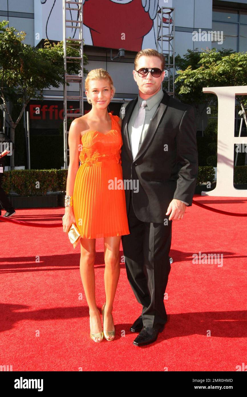 Stephen Baldwin and daughter Hailey walk the red carpet for the 2010 ...