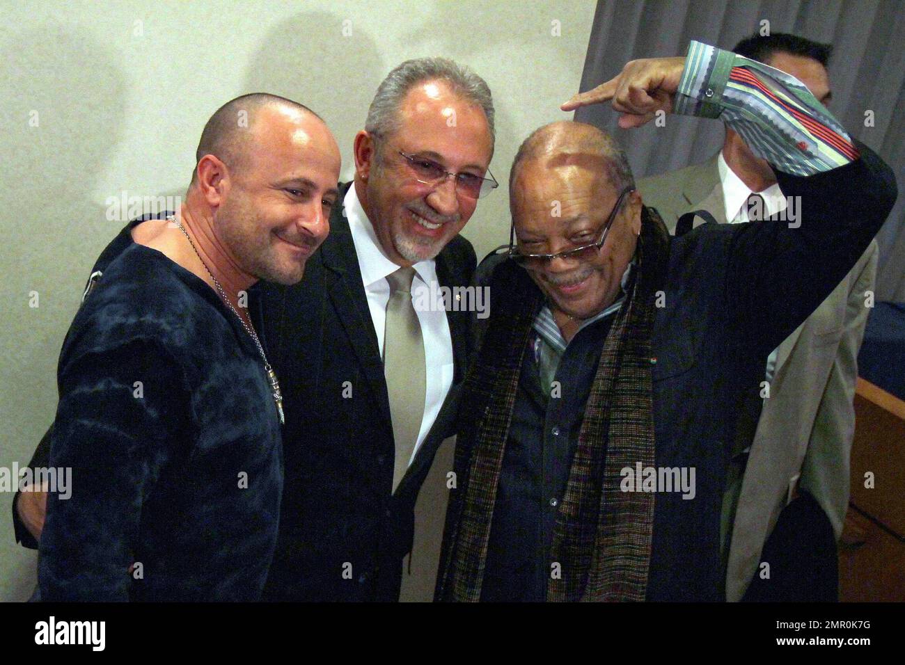 Rafi Anteby, Emilio Estefan and Quincy Jones pose at Emilio Estefan's ...