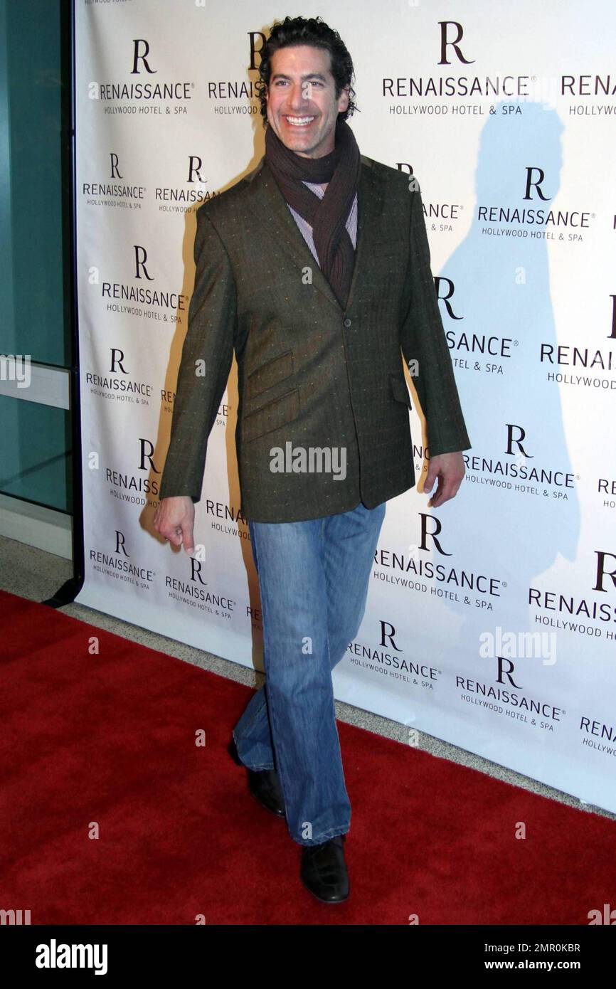 Eduardo Xol arrives on the red carpet at Emilio Estefan's Book Release ...