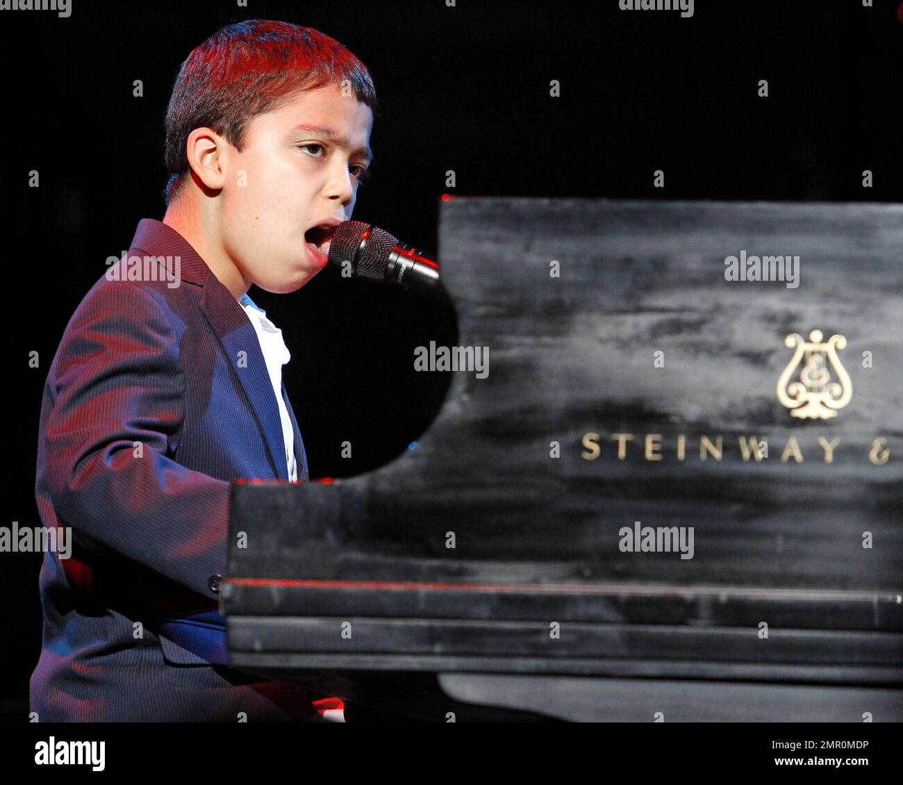 Ethan Bortnick, 10-year old piano prodigy, opened for 'Il Volo' at the ...