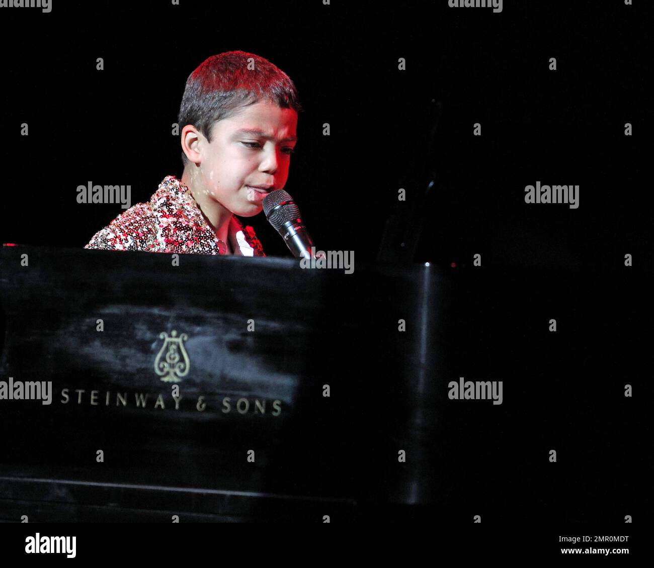 Ethan Bortnick, 10-year old piano prodigy, opened for 'Il Volo' at the ...