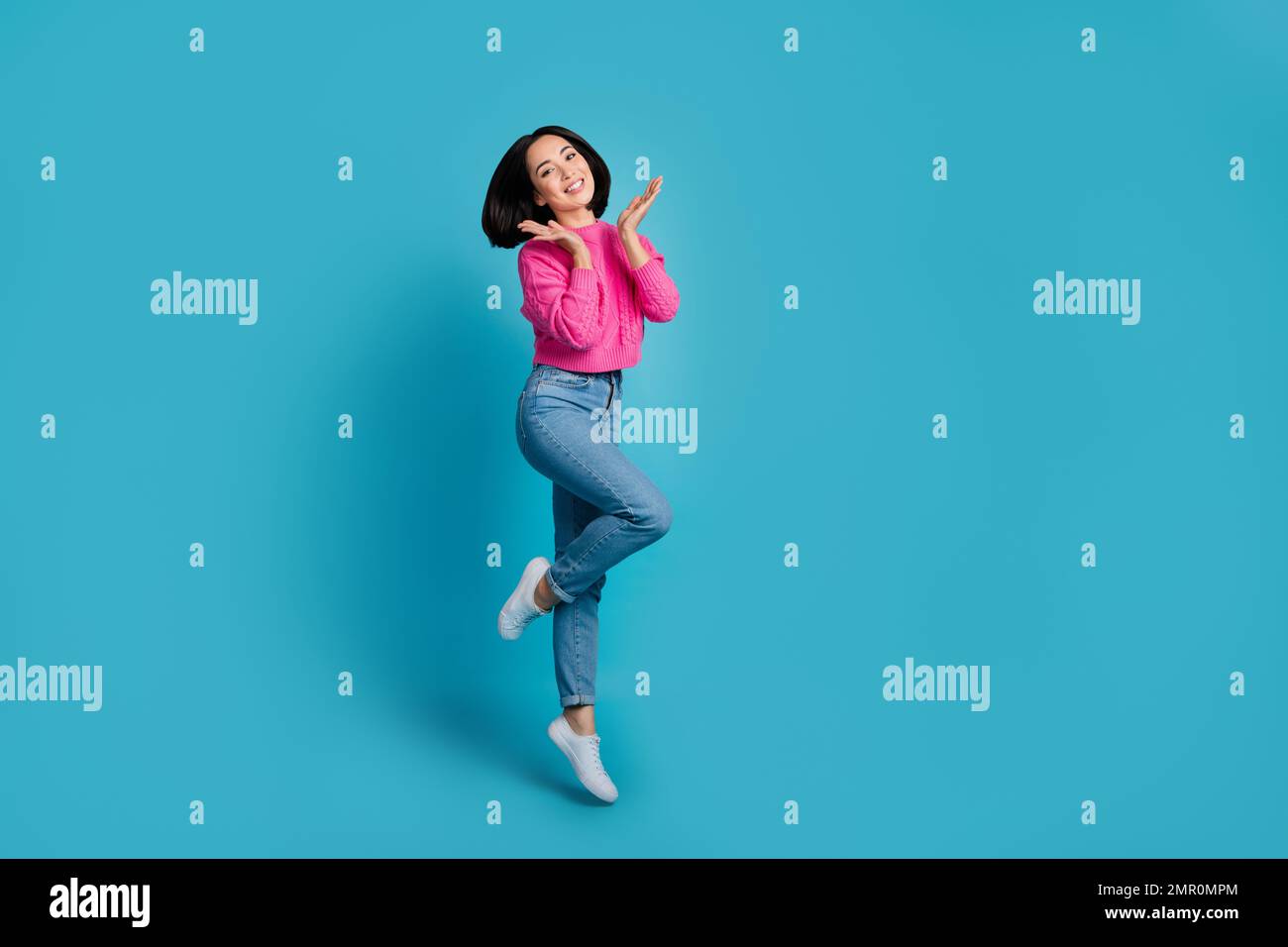 Full Length Photo Of Adorable Dreamy Woman Dressed Pink Sweater Jumping