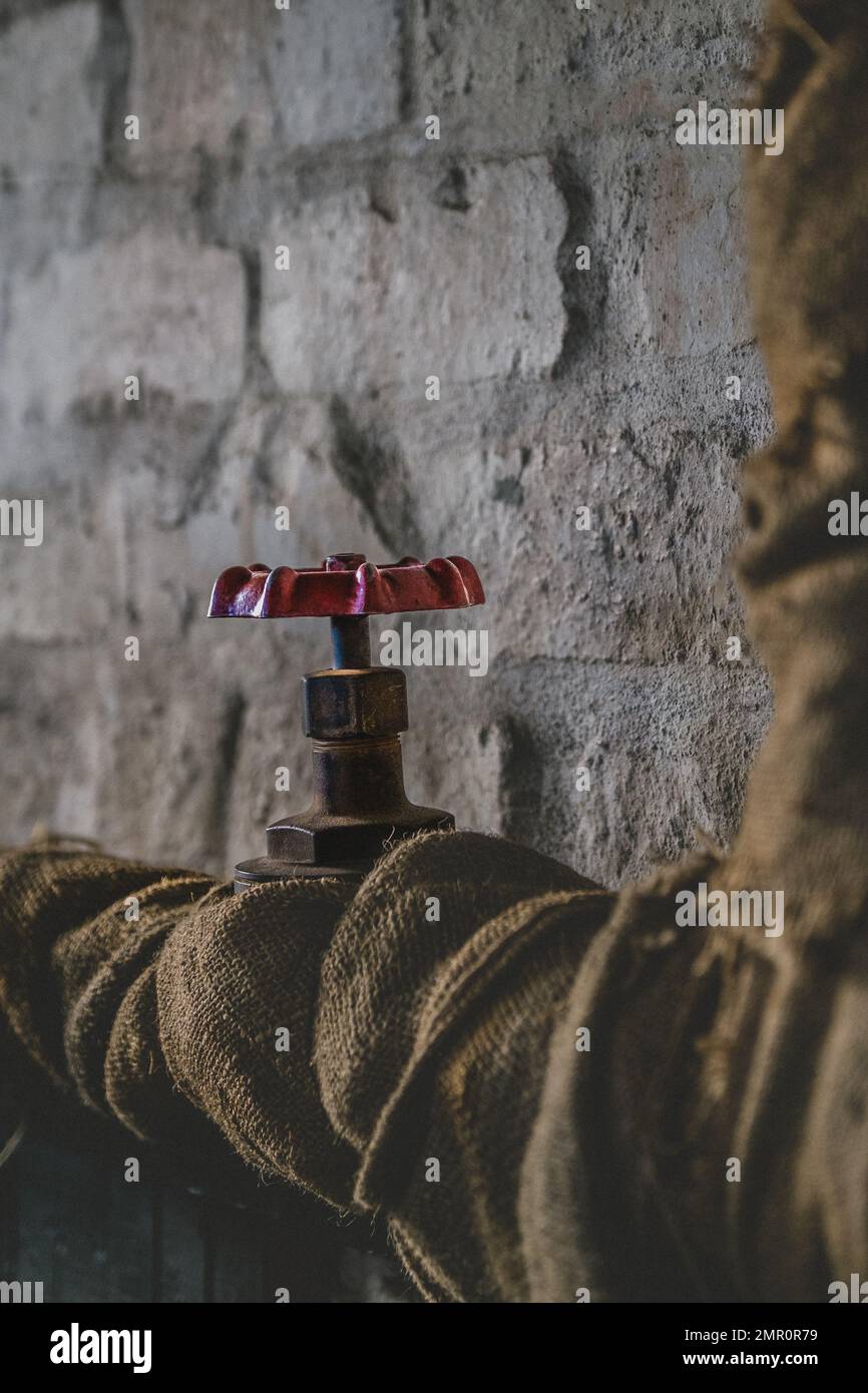 Red steam valve hi-res stock photography and images - Alamy