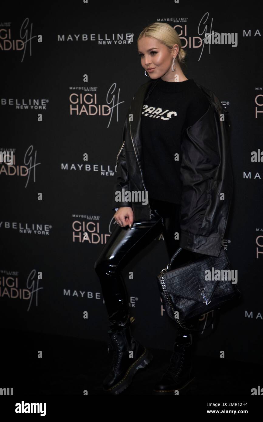 Betsy-Blue English poses for photographers upon arrival at the Gigi ...