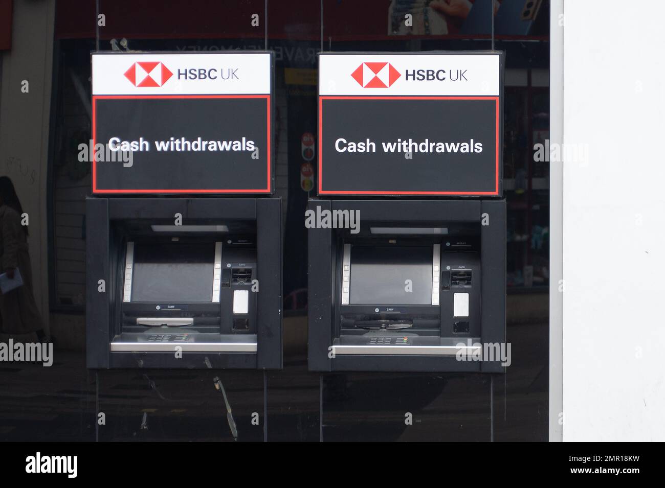 Slough, Berkshire, UK. 31st January, 2023. Cashpoints at the HSBC ...