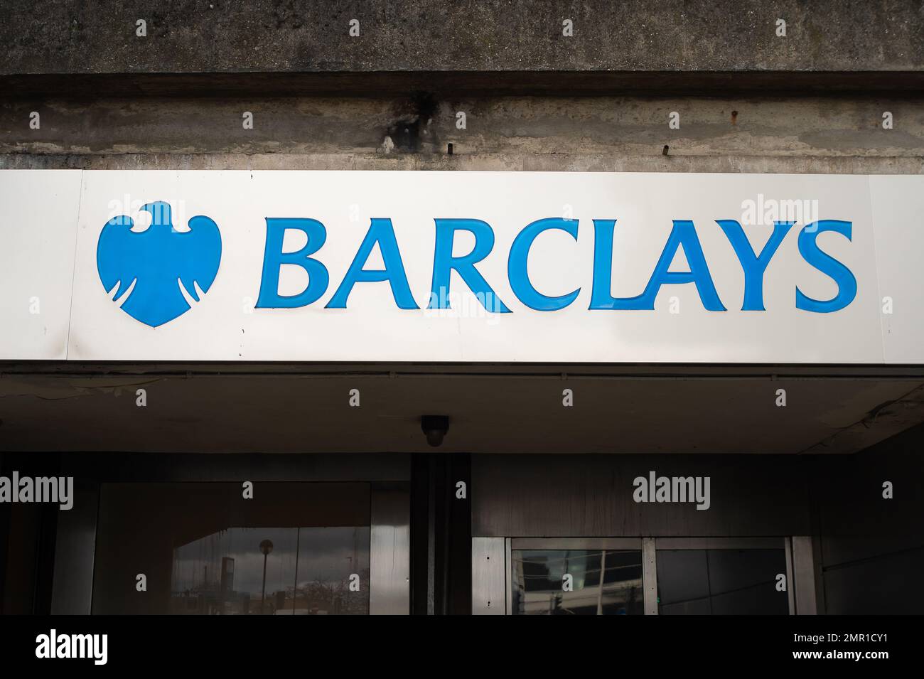 Slough, Berkshire, UK. 31st January, 2023. A Barclays branch in Slough ...