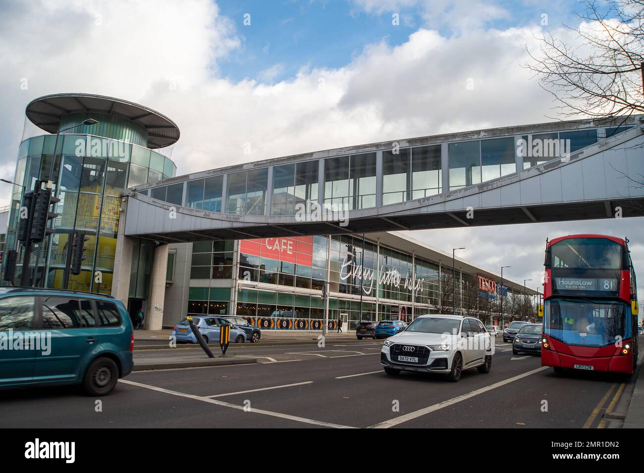 Slough, Berkshire, UK. 31st January, 2023. Buses in Slough are still ...
